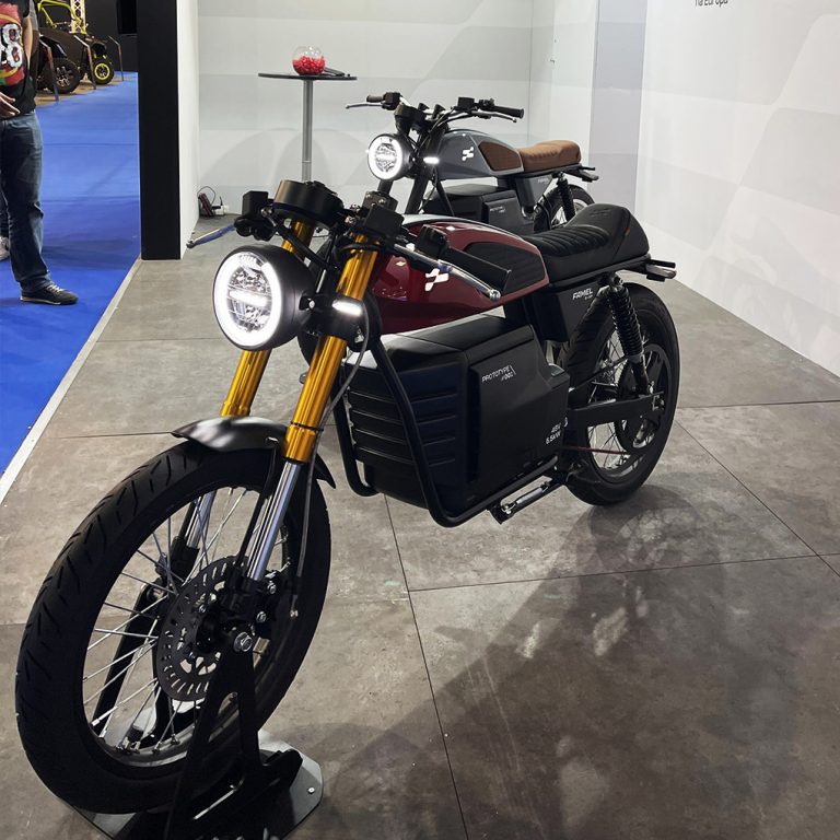 FAMEL elétrica revelada na Expomoto - Avepark